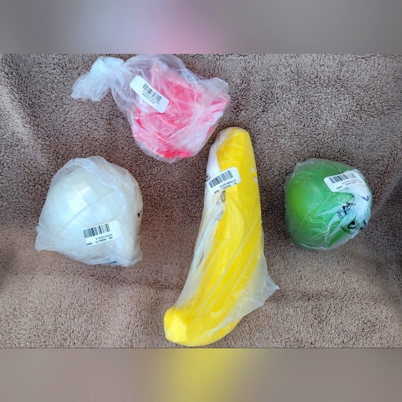 Tupperware | Kitchen | New Tupperware Keepers Onion Banana And Avocado ...